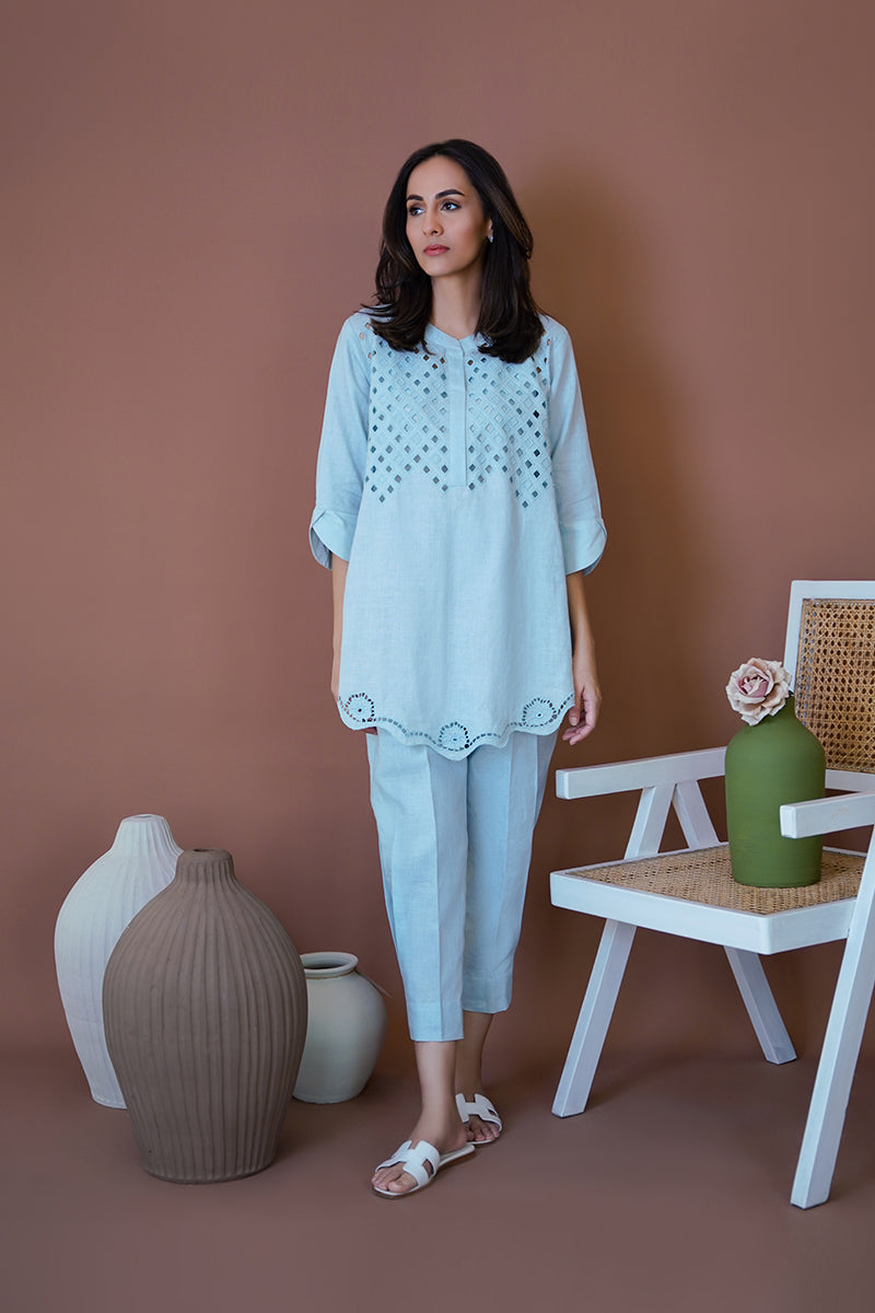 Aquamarine – Sumaira Khanani