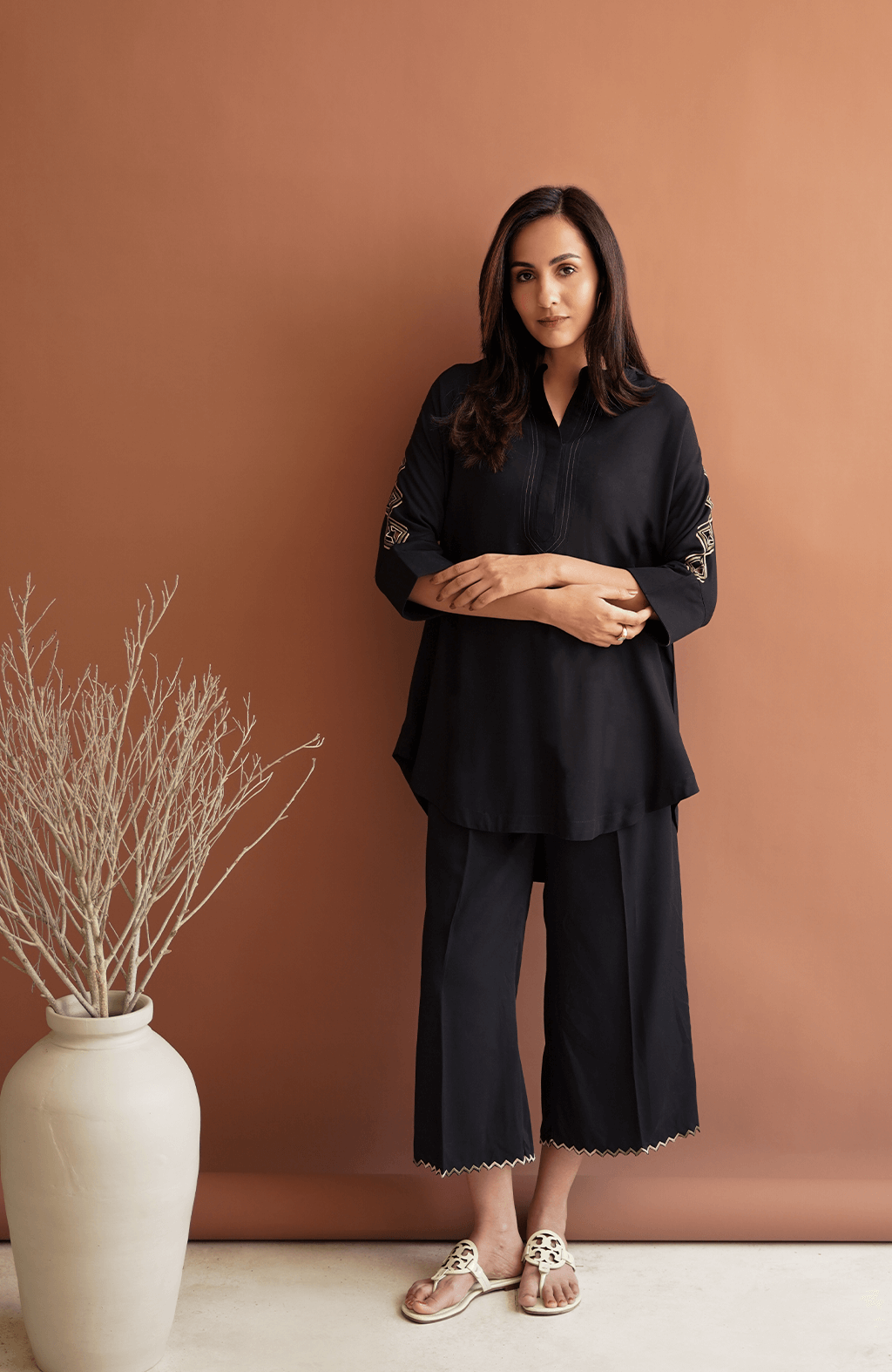 Onyx Black – Sumaira Khanani